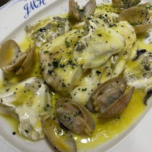 How to prepare exquisite Cod Kokotxas al Pil Pil - Málaga Gourmet ...